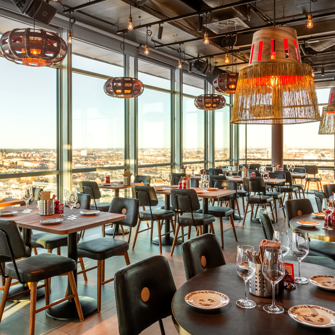 Restaurang och bar som tar dig till himlen - Skrapan